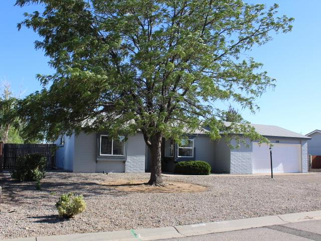 229 Sommerset Drive SE