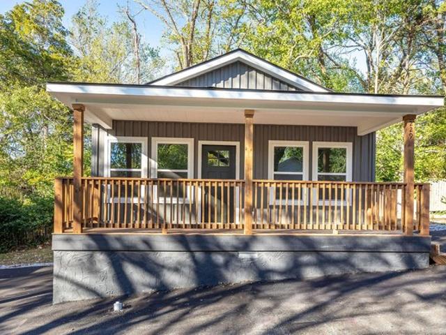 229 Sagers Ln, Hollister, MO 65672