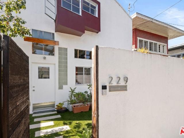 229 San Juan Avenue