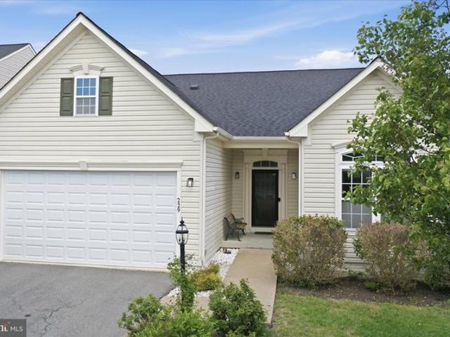 229 Stephens Run St, Stephens City, VA 22655