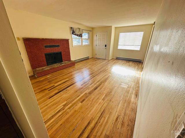 229 SW 12th St