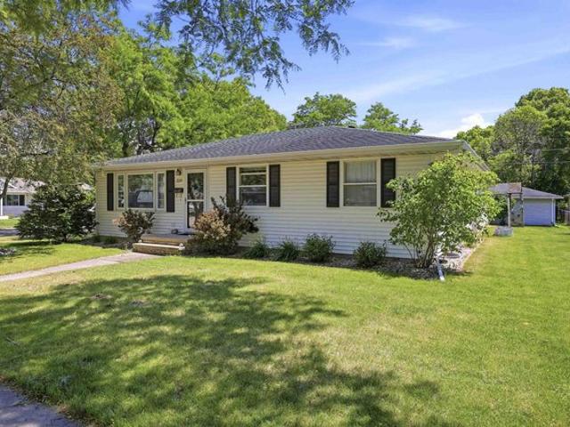 229 Paul Dr, Kimberly, WI 54136