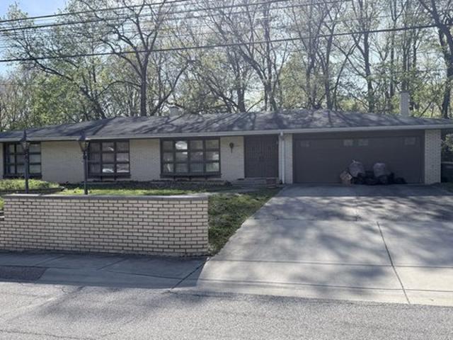 229 Pawnee Dr, West Lafayette, IN 47906