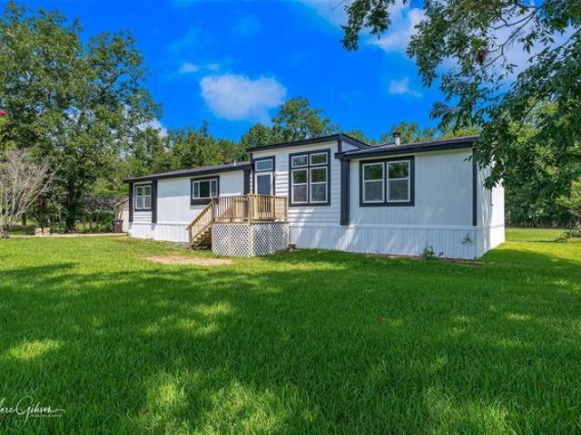 229 Pecan Grove Ln, Bossier City, LA 71112