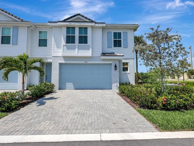 229 Preserve Trl S, Stuart, FL 34994