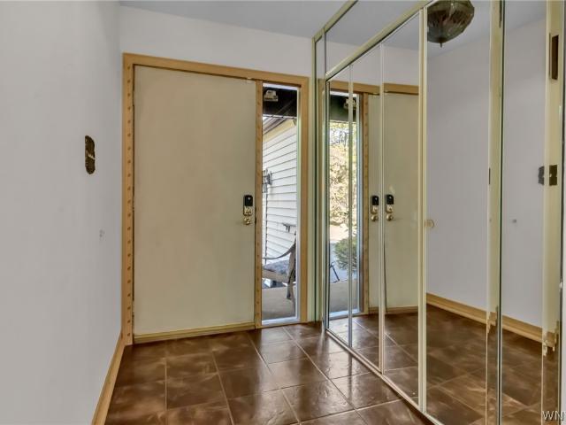 229 Robin Road