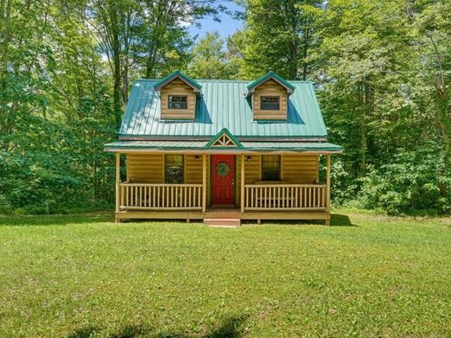 229 Rohrbach Rd, Chicora, PA 16025
