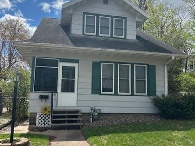 229 W Elm St, Chippewa Falls, WI 54729