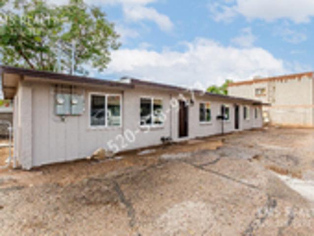 229 W Jacinto St