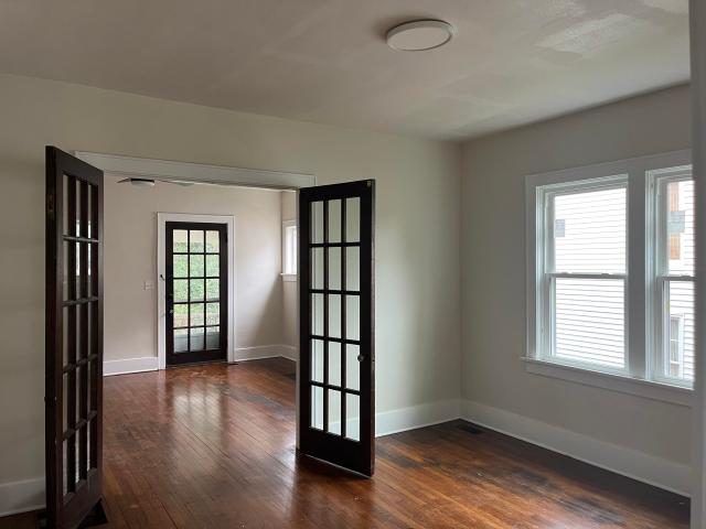 229 W Main Street # 1 2