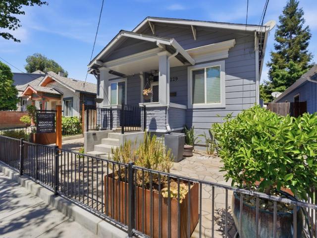 229 Washington Street