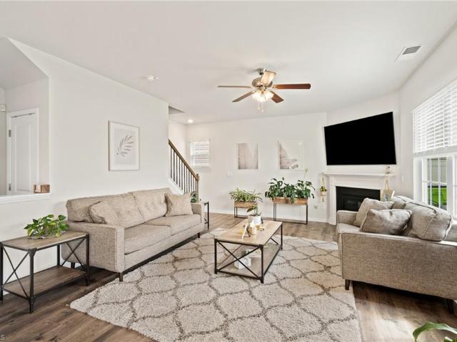 229 Tobacco Road