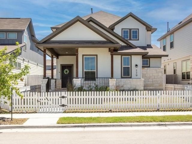 229 Treadwell Ln, Kyle, TX 78640