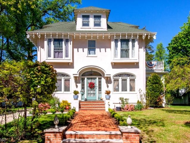 229 Tremont Ave