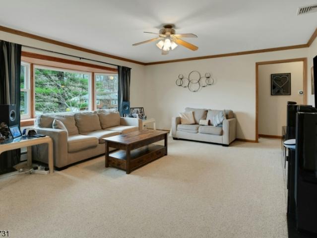 229a White Meadow Road