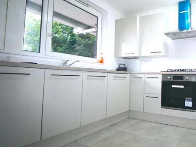 22 40 Devonport Street, Ratcliffe, London, E1 0EA, United Kingdom | 3 bed apartment for rent #70505731 | Rentberry