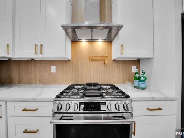 22 14th Street