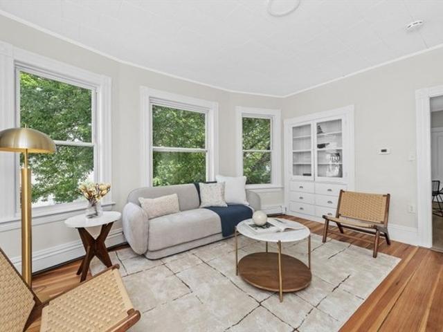22 24 Kingston St, Lawrence, MA 01843