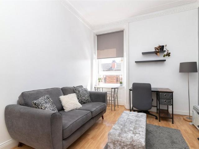 2/2, 30 Garry Street