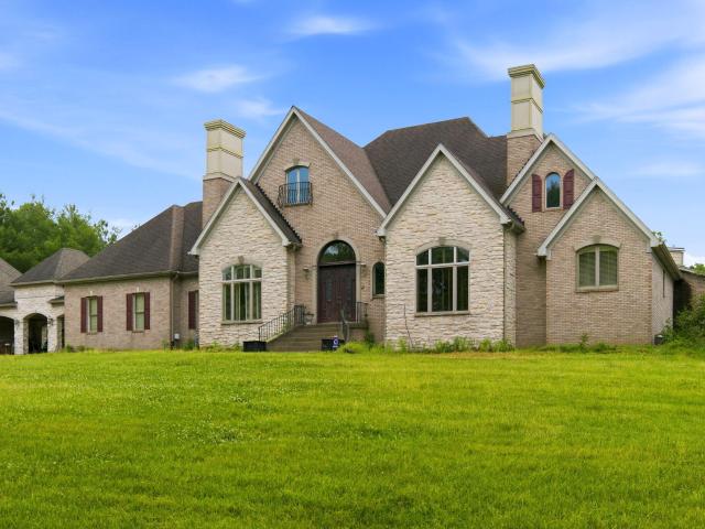 22 Timberwood Drive