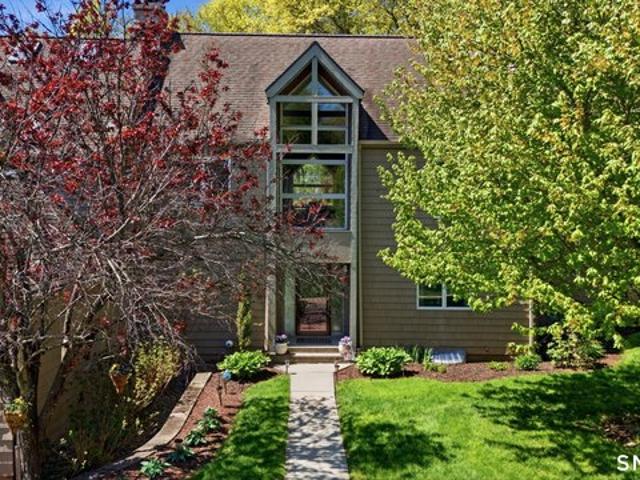 22 Timberwood Rd Unit 22, West Hartford, CT 06117