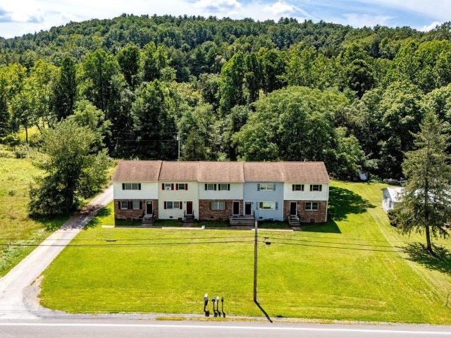 22 townhouse ln