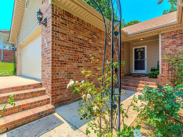 22 Twin Lakes Drive