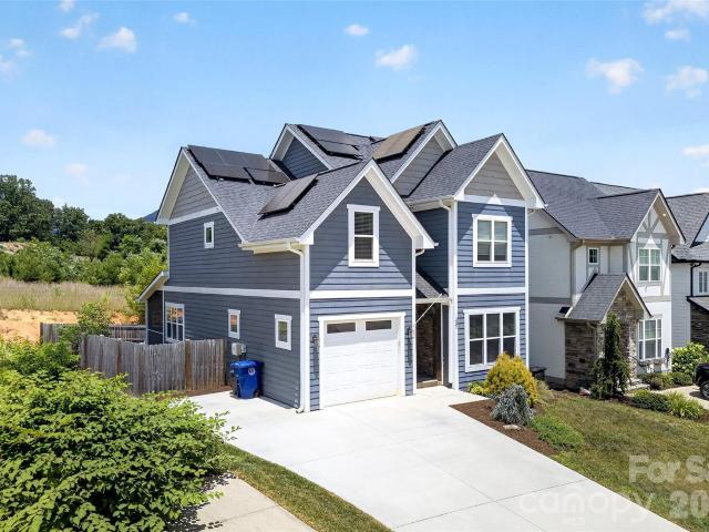 22 Tudor Way