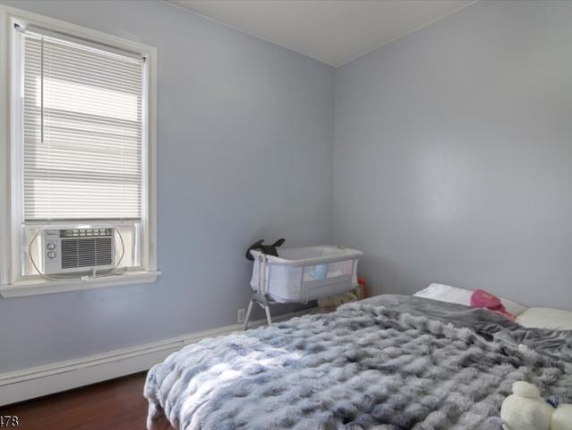 22 Tuttle St