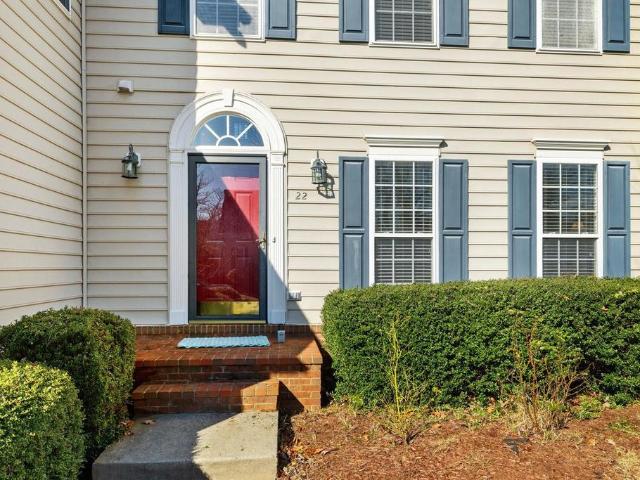22 Villa Ave