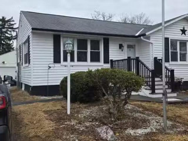 22 Virginia Avenue, Hudson, NY 12543