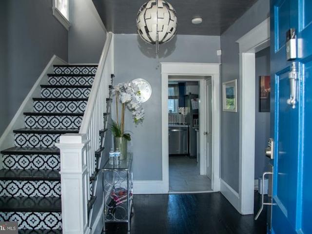 22 W Academy St, Clayton, NJ 08312