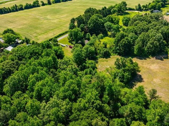 22 W Airport Rd, Milan, TN 38358
