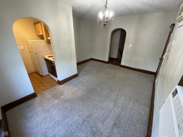 22 W Wilson Street