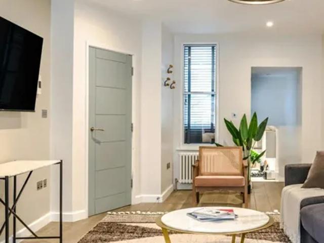 22 Wardour Street, London, W1D 6JJ, United Kingdom | 1 bed townhouse for rent #160137370 | Rentberry