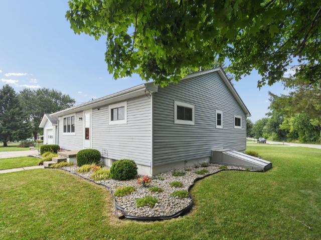 22 Warren Drive