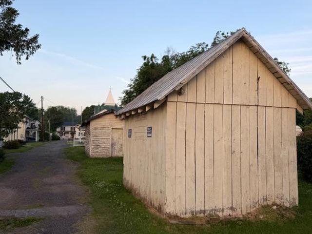 22 water st