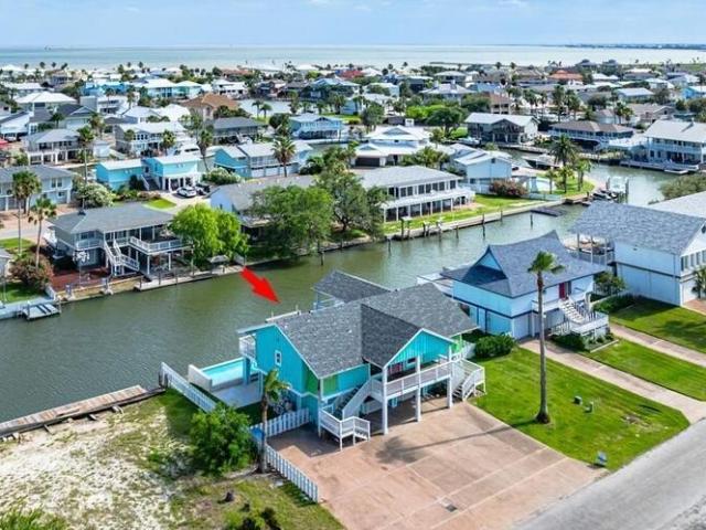 22 Whooping Crane Ln. Rockport, tx 78382