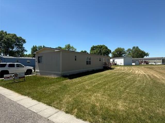 22 Willow Bend Dr, Billings, MT 59102