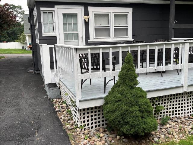 22 Wood Ave