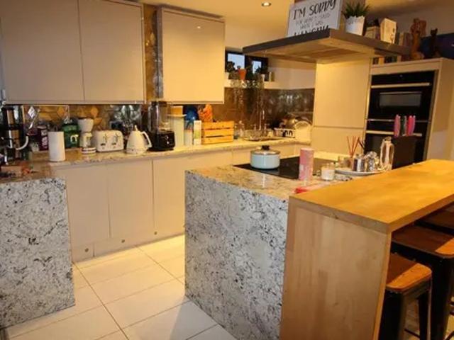 22 York Road, London, E4 8QN, United Kingdom | Room for rent #140543791 | Rentberry