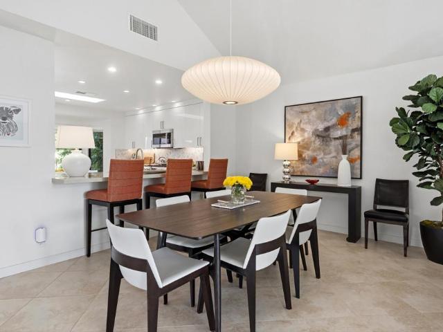 22 Acapulco Drive