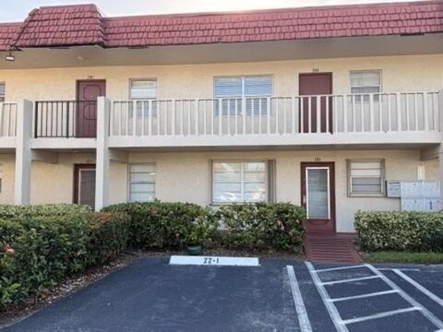 22 Abbey Ln Apt 104, Delray Beach, FL 33446