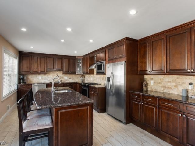 22 Andrew St, Green Brook, NJ 08812 | MLS #4019 | Compass