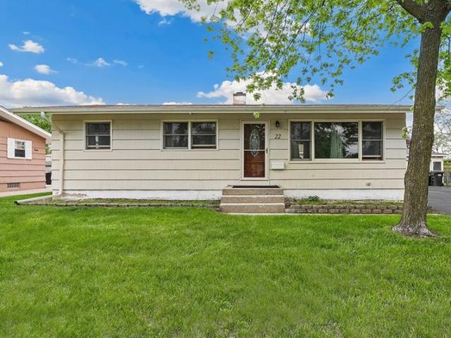 22 Arrowhead Dr, Thornton, IL 60476
