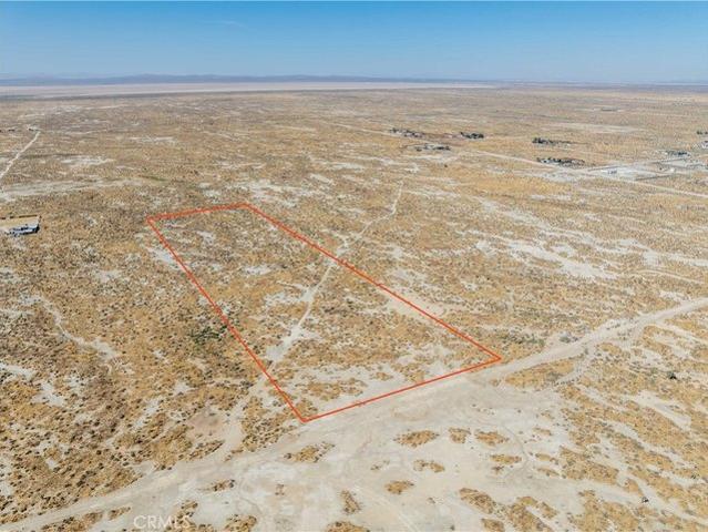 22 Avenue F, Redman, CA 93535