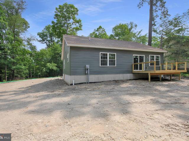 22 Basil Rock Court