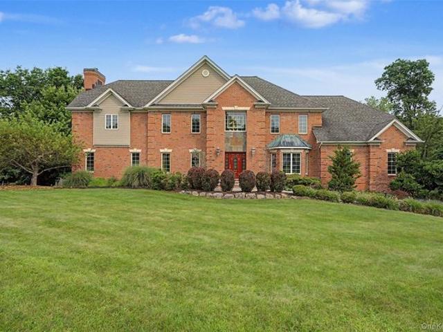 22 Bennington Dr, Highland Mills, NY 10930