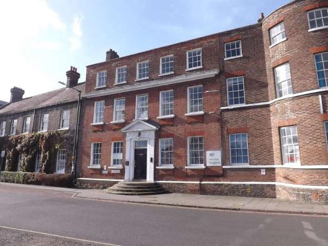22 Bedroom Apartment Flat