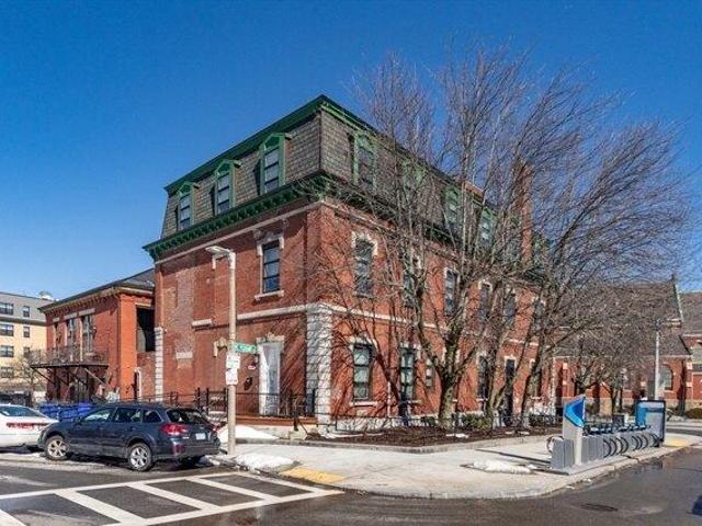 22 bedroom, Boston MA 02119 101858040